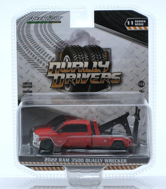 CHASE DUALLY DRIVERS Series 11 2022 Dodge Ram 3500 Wrecker Green ...