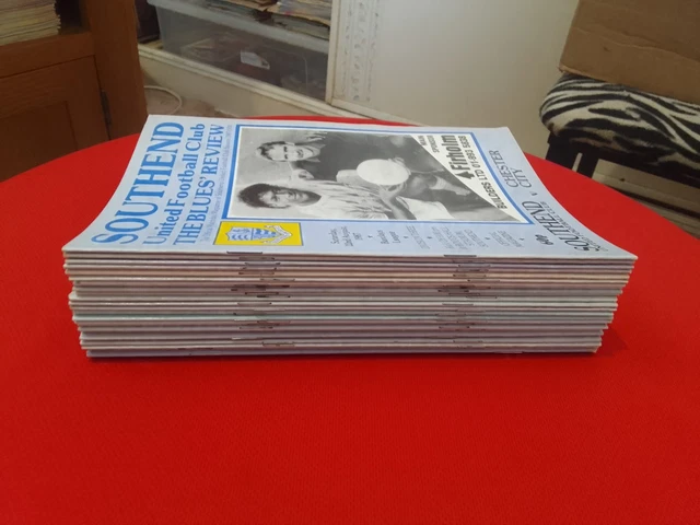 SOUTHEND UNITED 1987/1988 Home Football Programmes x 26 (Near Complete ...