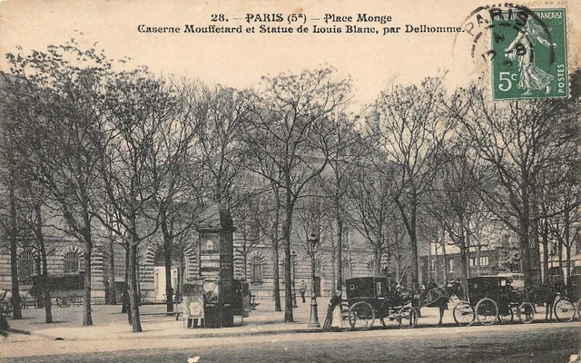 PARÍS - PLAZA Monge - Cuartel Mouffetard Y Estatua De Luis Blanco EUR ...