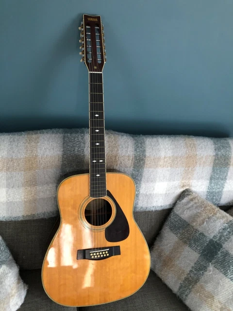 YAMAHA FG-512 GUITAR, 12 string acoustic with hard case excellent ...