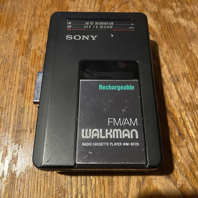 VINTAGE SONY WALKMAN WM-BF28 Stereo FM/AM Radio Cassette Player ...