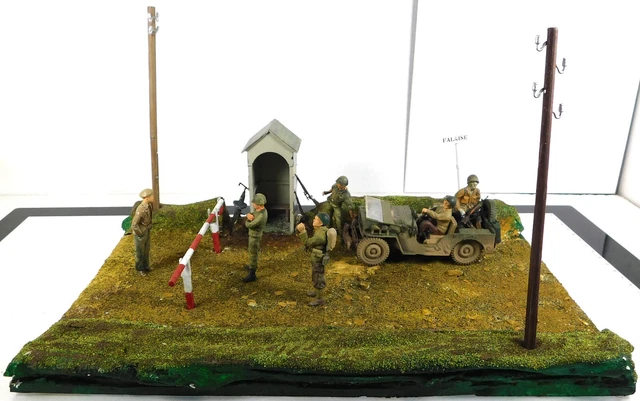 1.35 SCALE Battlefield Diarama Ww2 U.s. Army Checkpoint France ...