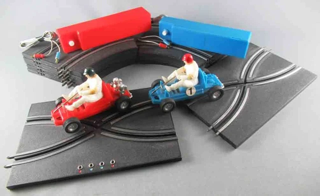 LINCOLN HONG-KONG - 2 Go Kart Circuit High-Rev Slot Racing EUR 120,00 ...