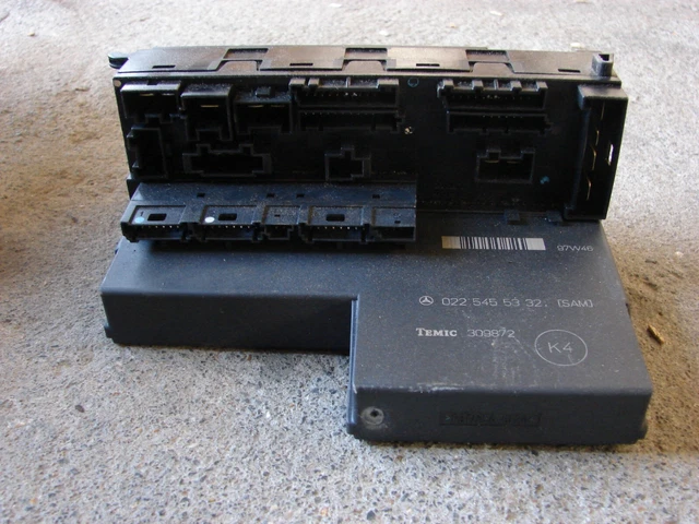 MERCEDES W210 SAM Boite à Fusibles et relais Module de Contrôle ...