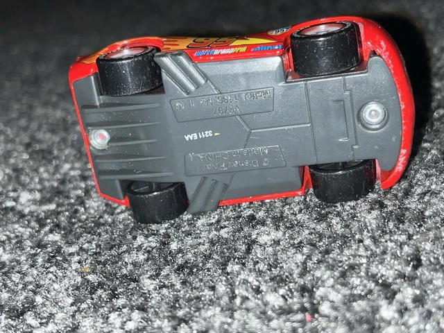 DISNEY PIXAR CARS Lightning McQueen World Grand Prix 1.55 Diecast #210 ...