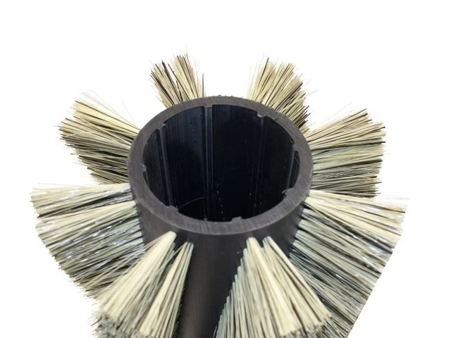 BALAYAGE TENNANT 6400, 8200 Avec Schrubbaggregat 1000 Poly 0,4/0,8 ...