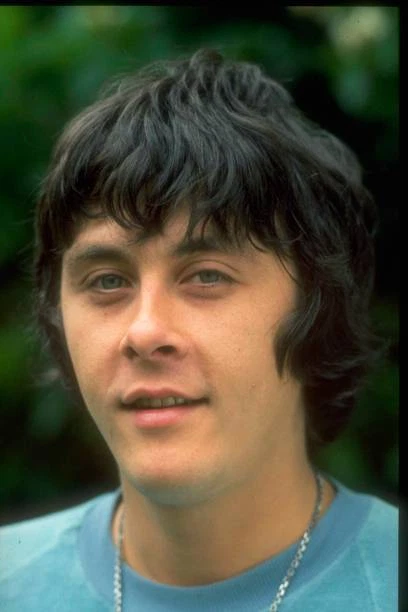ACTOR RICHARD BECKINSALE Known For His Roles In Sitcoms 1975 OLD TV ...