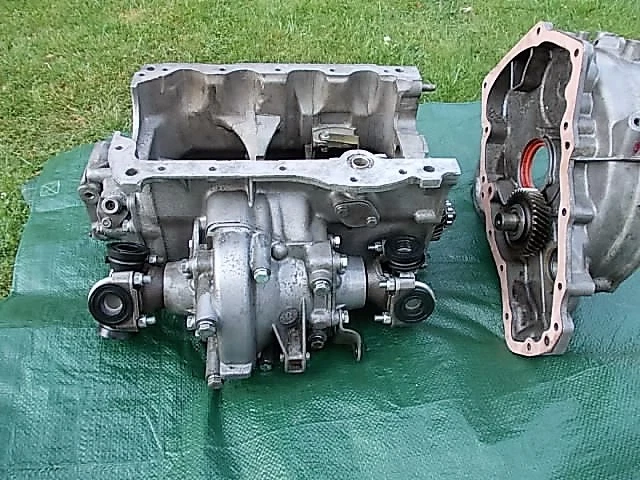 CLASSIC MINI GEARBOX rebuilt by Guess Works with rubber coupling to ...