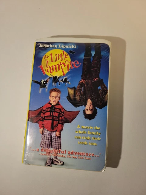 THE LITTLE VAMPIRE (VHS, 2001, Clam Shell) £7.57 - PicClick UK