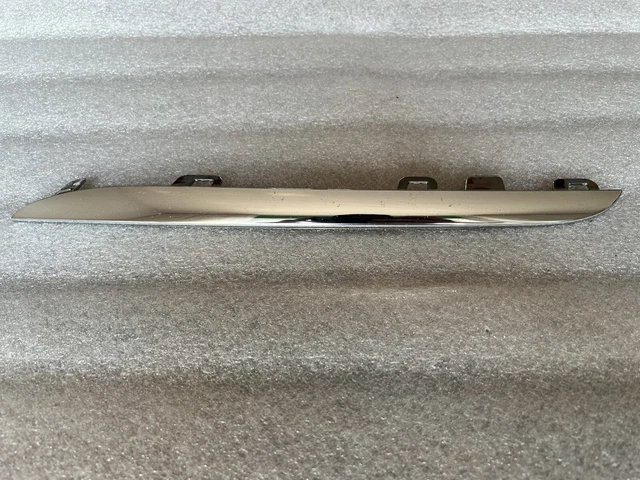MERCEDES-BENZ W205 ZIERSTAB Zierleiste Kühlergrill unten links ...