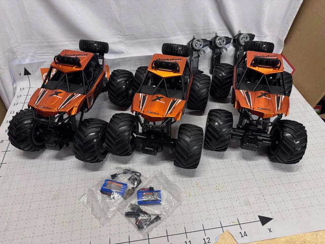 DF MODELS #9945 DF JUMBO FOOT V2 Off-Roader 1:10 RTR Konvolut 3 Stück f ...