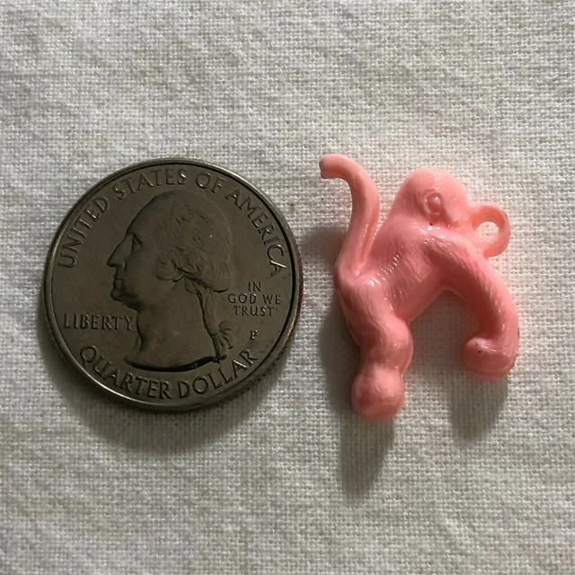 GORILLA MONKEY PLASTIC Vintage Cracker Jack Gumball Machine Charm Prize ...