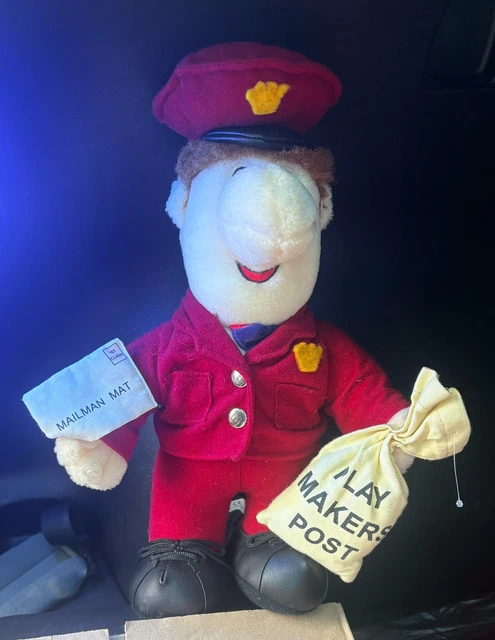 PLAYMAKERS LARGE POSTMAN Pat Plush Soft Toy. Red Suit. 38cm Tall ...