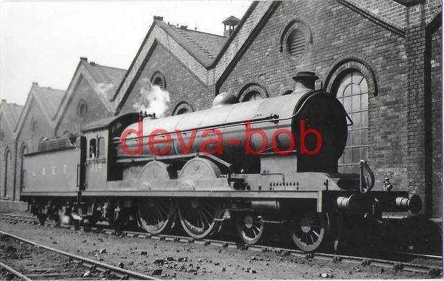 RAILWAY PHOTO LNER C7 714 Haymarket Shed 1938 NER Raven Z Atlantic Loco ...