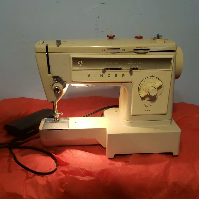 SINGER VINTAGE STYLIST 533 Nähmaschine mit Pedal, Etui EUR 70,67 ...