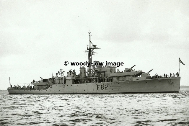 RP01803 - ROYAL Navy Warship - HMS Magpie F82 - print 6x4 £2.20 ...