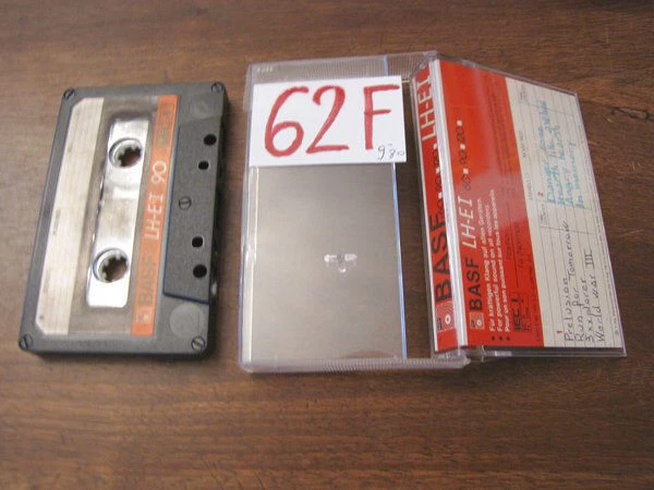 MC MUSICASSETTE BASF LH-EI 90 Vintage 62f Schriftzug accept explorer ...