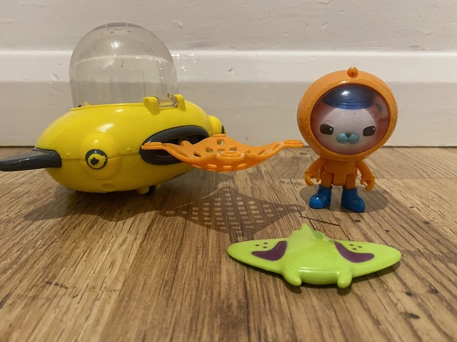 OCTONAUTS GUP D with Captain Barnacles Figure, Creature & Net - Playset ...