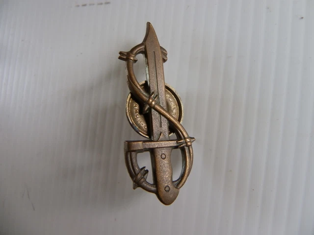 INSIGNE MILITAIRE ORIGINE à retrouver marqué FM LORIOLI MILANO ROMA EUR ...