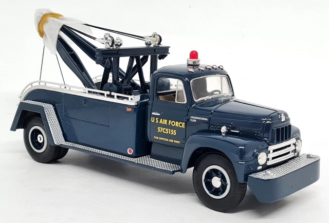 1ST GEAR 1/34 International R-200 Tow Truck U.S Air Force Diecast Model ...