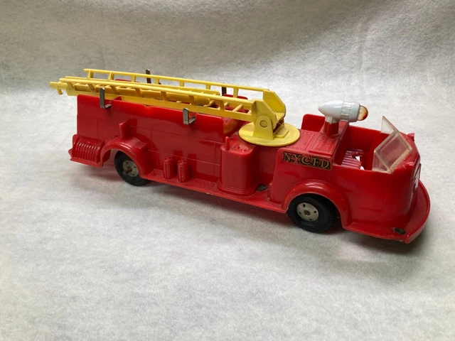 VINTAGE MARX WIND Up Fire Truck NYC FD American LeFrance Style with ...