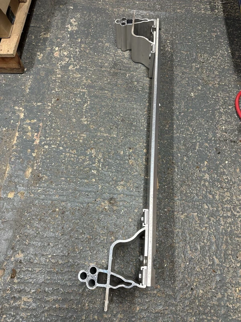 LAND ROVER DEFENDER L663 (3 Door) REAR CRASH BAR L8B2-17B892 COLLECTION ...