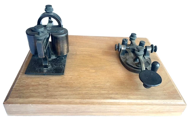 VINTAGE WESTERN UNION Telegraph Key And Telegraph Sounder Mounted ...