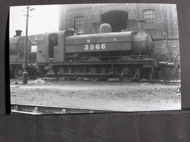 RAILWAY PHOTOGRAPH - Lner 0-6-0 Steam Pannier Tank Locomotive # 3966 ...