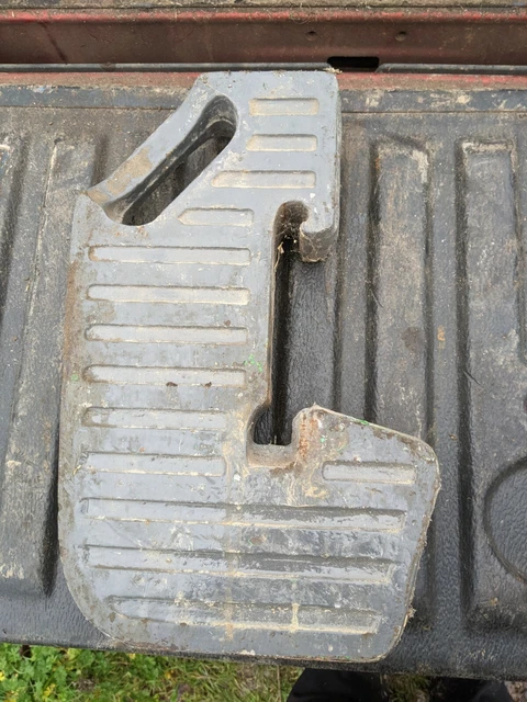 LEYLAND / NUFFIELD Front Weight Atj8690 Painted In Massey Ferguson Grey £90.00 - PicClick UK