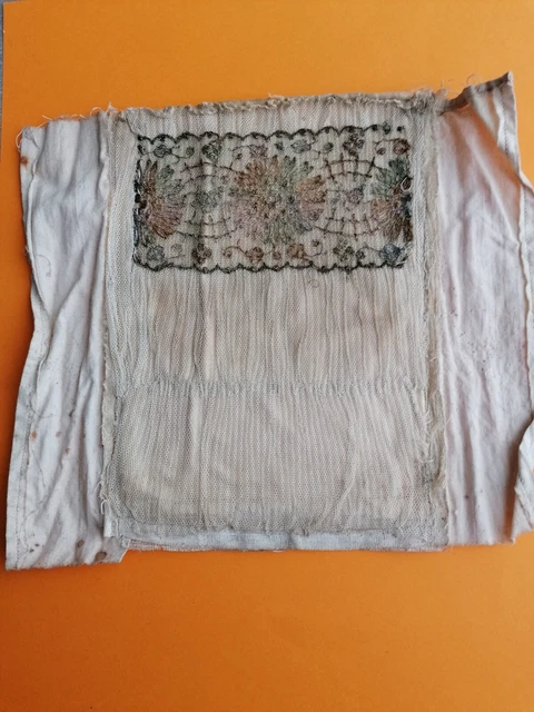 ANCIEN PLASTRON BRODÉ Guimpe femme costume breton pays Chelgen EUR 30 ...