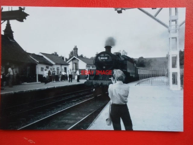 PHOTO BR Standard Class 4 Tank Loco No 80135 Pulling Into Station £1.85 ...