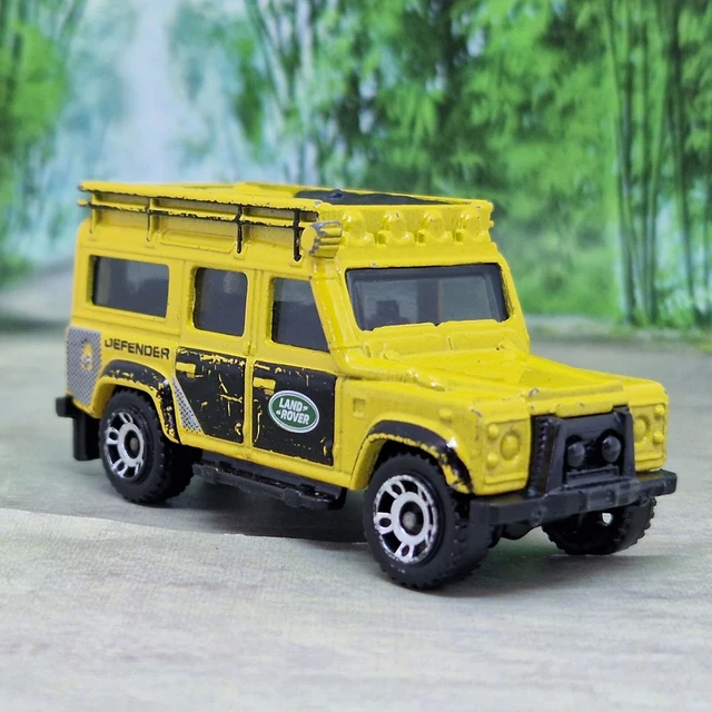 MATCHBOX LAND ROVER Defender Diecast Model Car 1:64 - Good Used ...