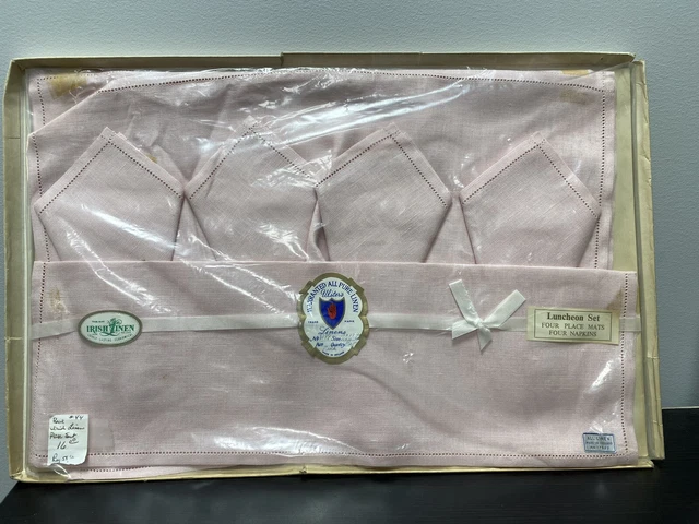 VINTAGE IRISH LINENS ULSTER'S 8 Pc Set~in Original box NOS 4 Placemats/4 Napkins £37.79 ...
