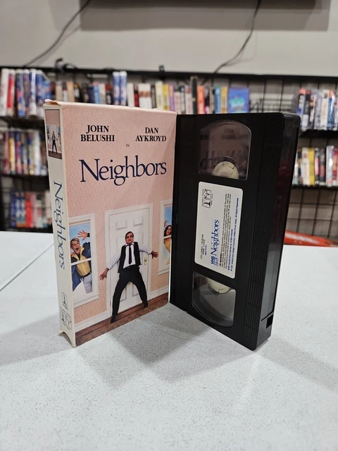 NEIGHBORS VHS JOHN Belushi Dan Aykroyd Cathy Moriarty 🇺🇸 BUY 5 GET 5 ...