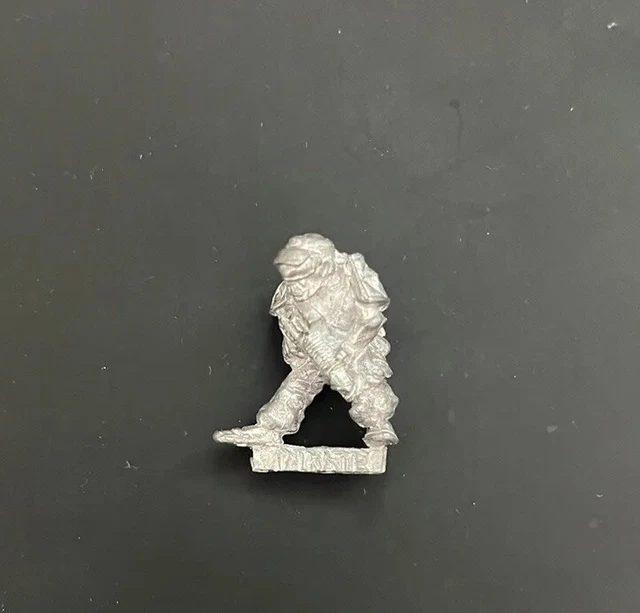 WARHAMMER 40K ROGUE Trader 1st Ed 80s Figs - Space Bounty Hunter ...