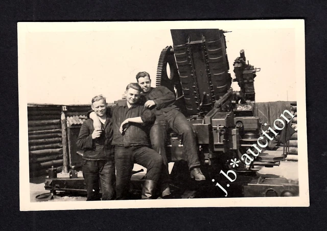 WEHRMACHT WW II FLAKHELFER AM MÖRSER MACHEN PAUSE * Vintage Foto um ...