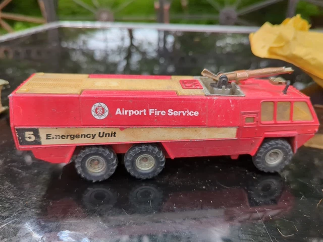 CORGI CHUBB PATHFINDER Airport Crash Truck Fire Engine £5.99 - PicClick UK
