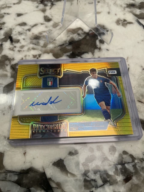 22/23 FIFA SELECT Daniel Maldini Pitchside Signature Gold /10 Auto ...