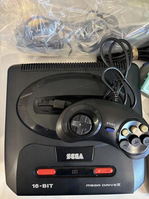 SEGA MEGA DRIVE II Console + FREE GAME - Black - Fully Working - PAL ...