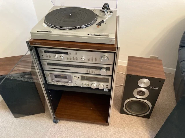 TECHNICS COMPLETE HI-FI System Unit. Includes Turntable , Booklets £312 ...