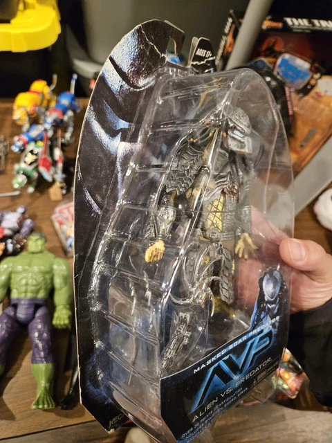 NECA ALIEN VS Predator Series 15 Masked Scar Predator 8 inch Action ...