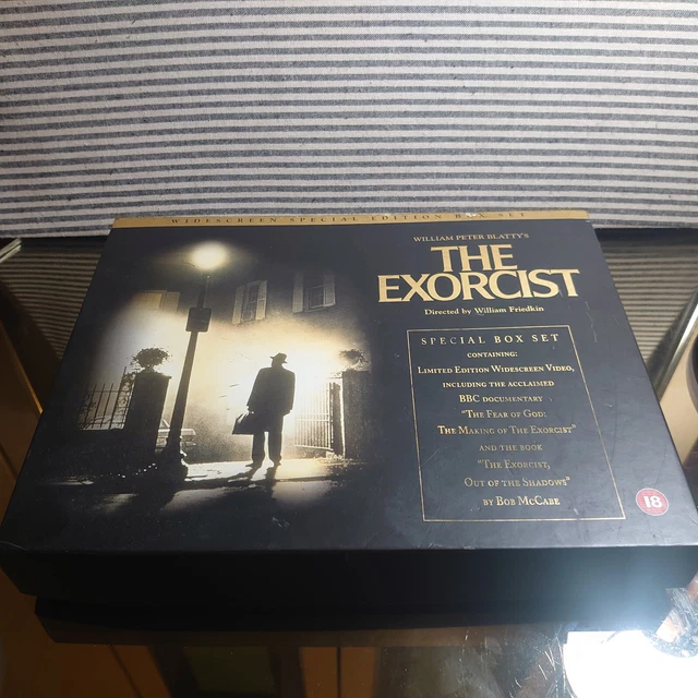 THE EXORCIST - VHS & Book - Widescreen Special Edition Box Set £9.99 ...