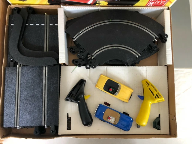 RARE VINTAGE SCALEXTRIC U31 Set with Sunbeam Tiger & Triumph TR4 £550. ...