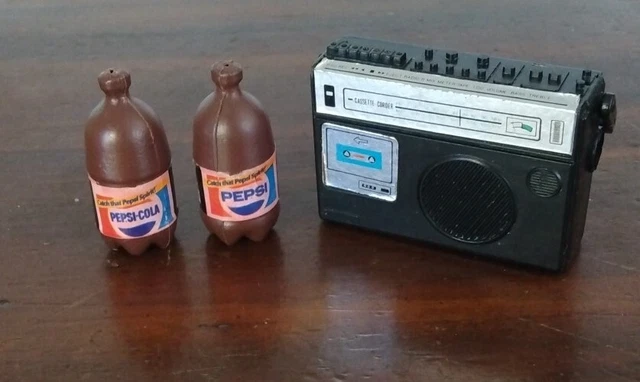 VINTAGE BARBIE PEPSI-COLA 2 Liter Bottles Plus Boombox Stereo $14.99 ...