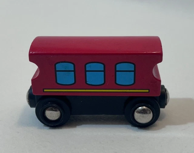 WOODEN BRIO OLD Passenger Car Coach Fits Thomas P&P Discounts £6.00 ...