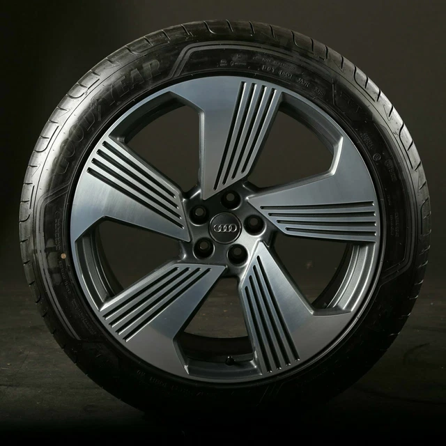 21-INCH SUMMER WHEELS Original Audi Q8 e-tron GEA GEN 5-Arm Turbine ...