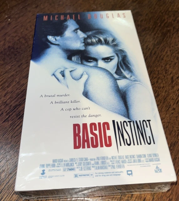 BASIC INSTINCT (VHS, 1992) - Michael Douglas Sharon Stone *Sealed Brand ...