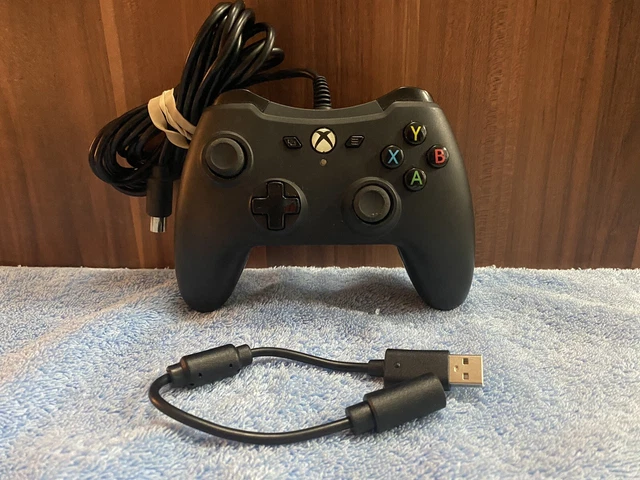 AMAZON BASICS XBOX One Video Game Controller Wired USB Black Model ...