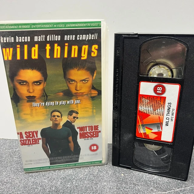 WILD THINGS VHS Film Matt Dillon / Kevin Bacon / Neve Campbell / Denise ...