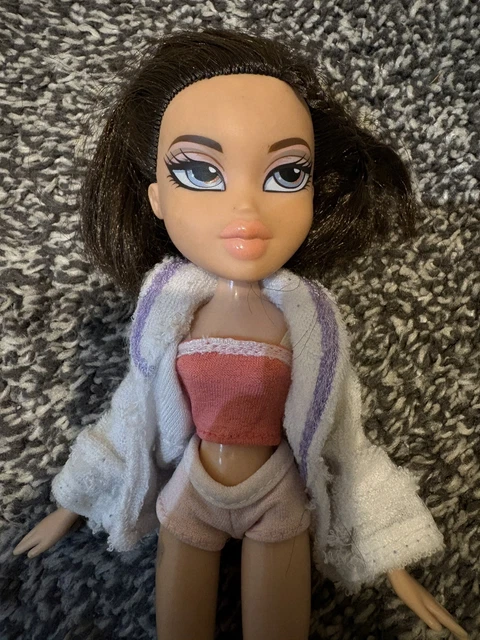 BRATZ STYLIN STYLING Salon n Spa - Dana Doll mga 2001 bratz doll £12.93 ...